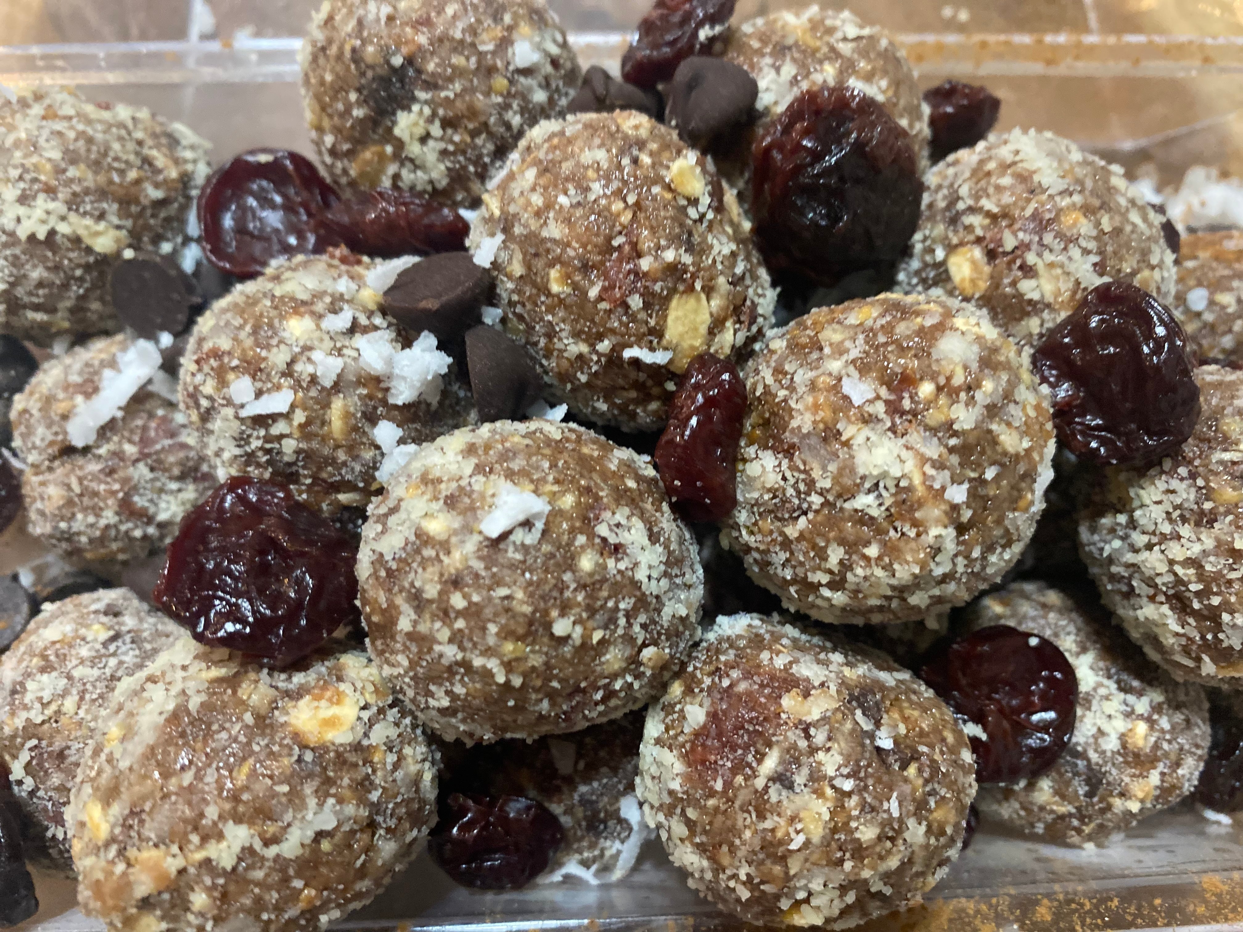 Energy Bites – TR Healthy Bites